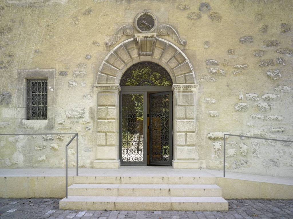 Regular opening times